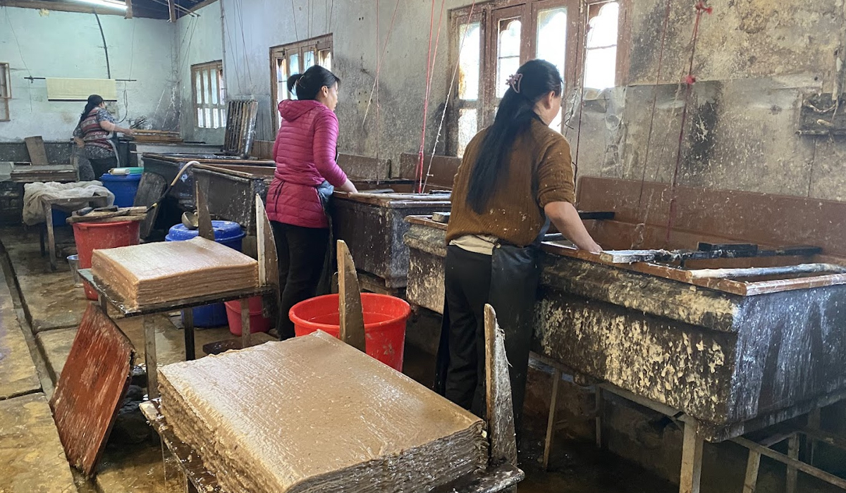 Jungshi Handmade Paper Factory | Traditional Papermaking in Thimphu